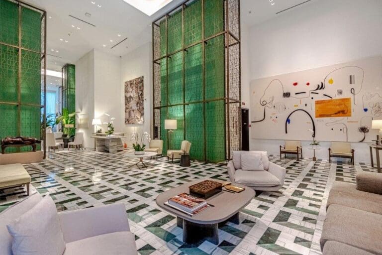 Lobby Brickell SLS LUX